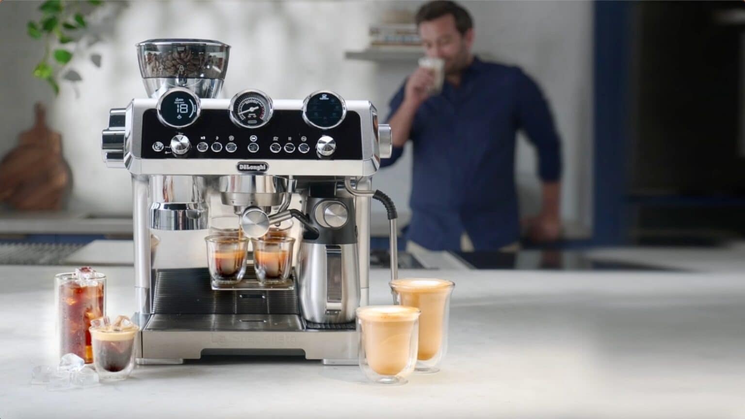 The four steps of transformation for a perfect coffee | De'Longhi